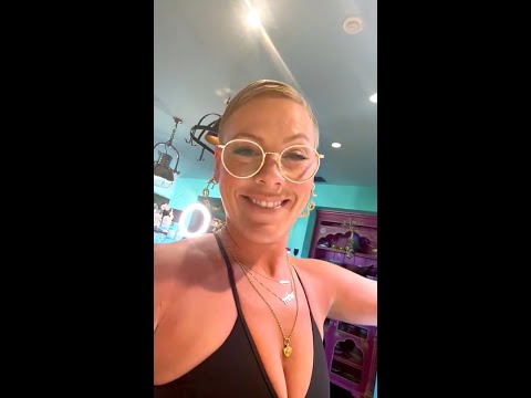 P!nk on Tiktok Live (Wednesday, November 9th 2022)