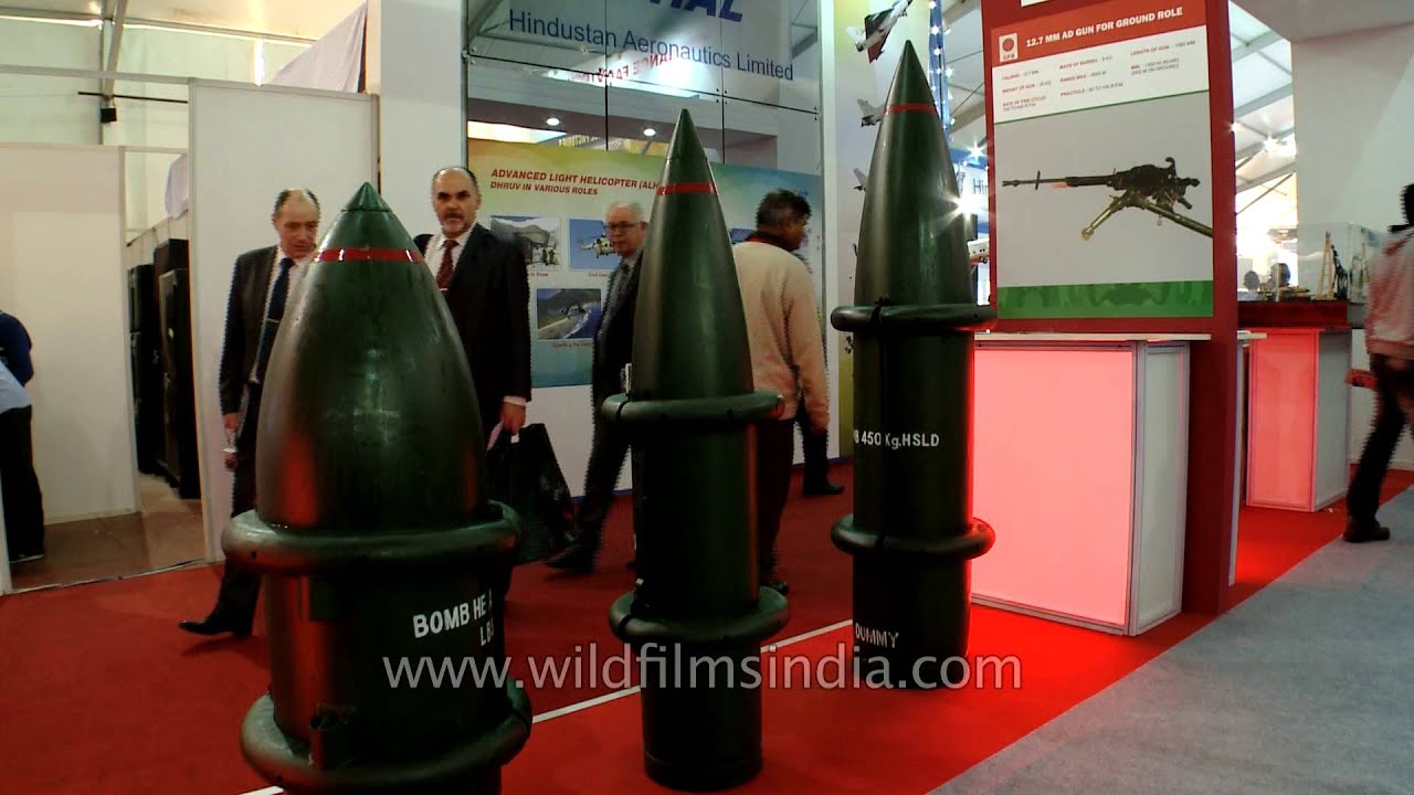 Mortar ammunition displayed at Defexpo 2014 - YouTube