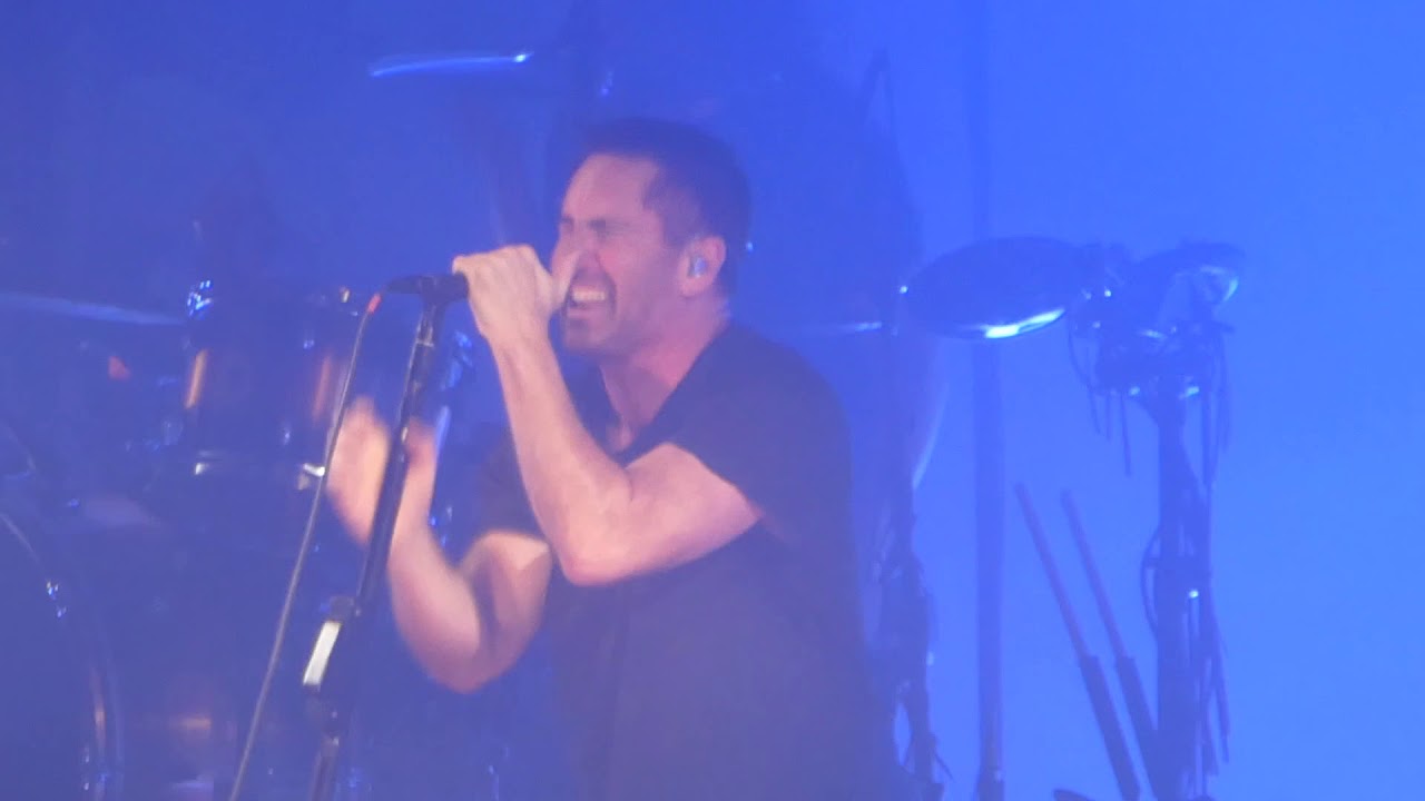 Nine Inch Nails - Less Than (Hollywood Palladium, Los Angeles CA 12/8 ...