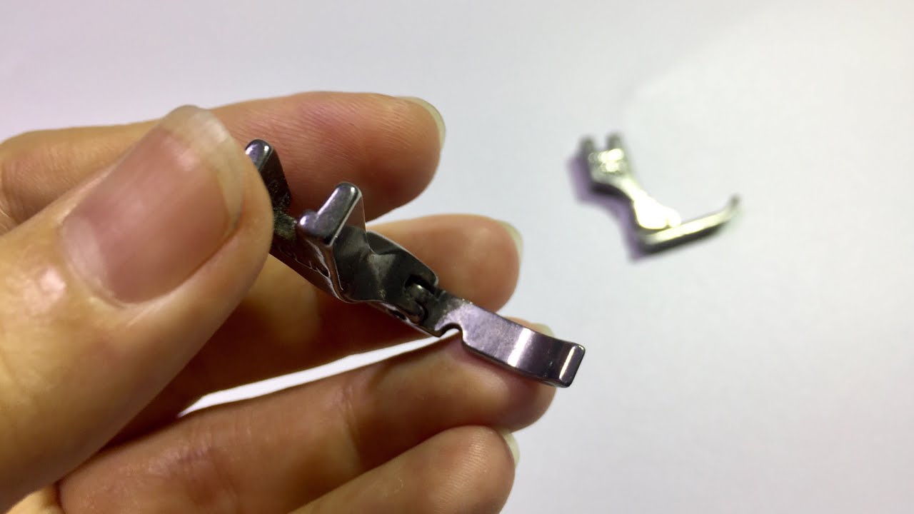 The presser foot pattern that I usually use for sewing. - YouTube