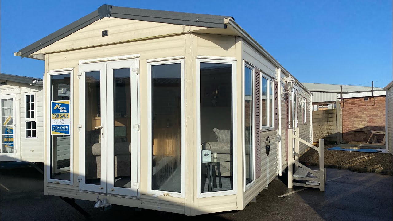 BACK UP FOR SALE BK BLUEBIRD SENATOR 2 BEDROOM CH/DG 39 x 12 - YouTube