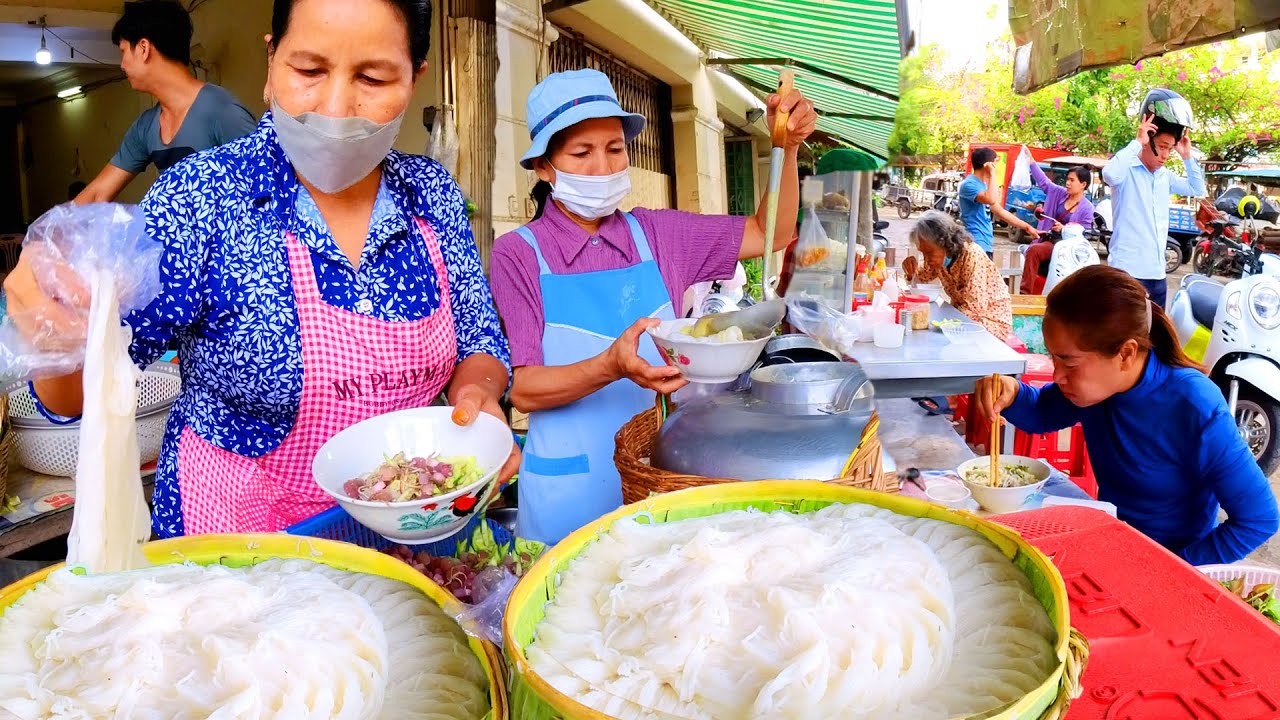 Most Popular Cambodia Rice Noodles, Num Banh Chok! Spring Roll, Snack ...