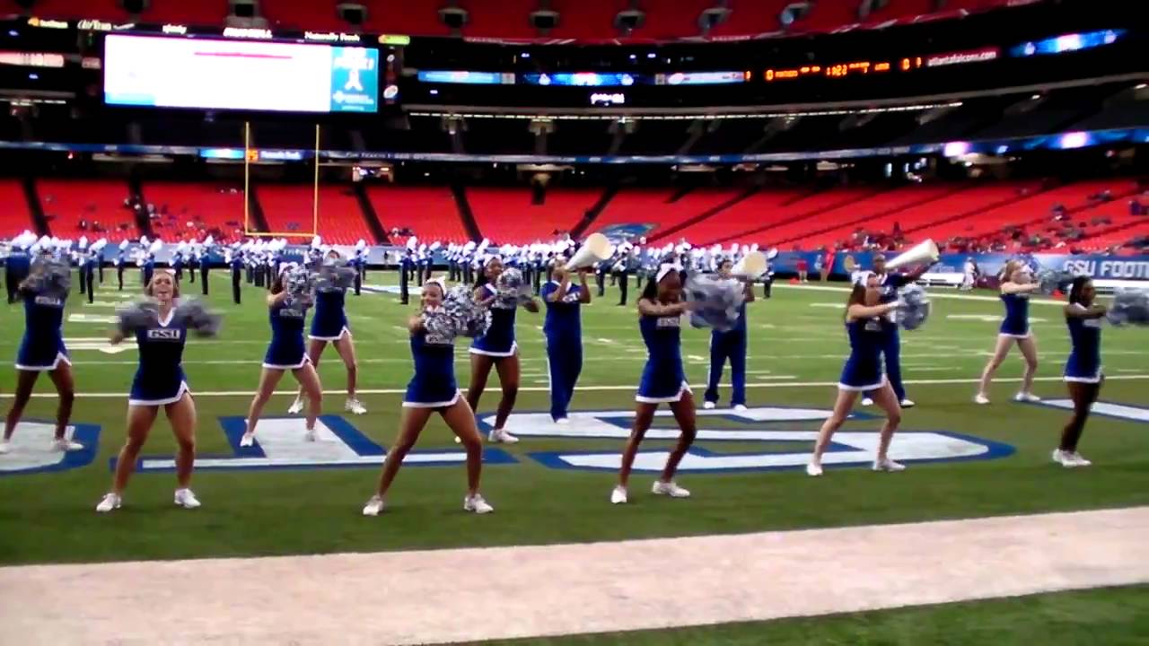 Georgia State Cheerleading | November 6th 2010 | GSU vs. Lamar - YouTube