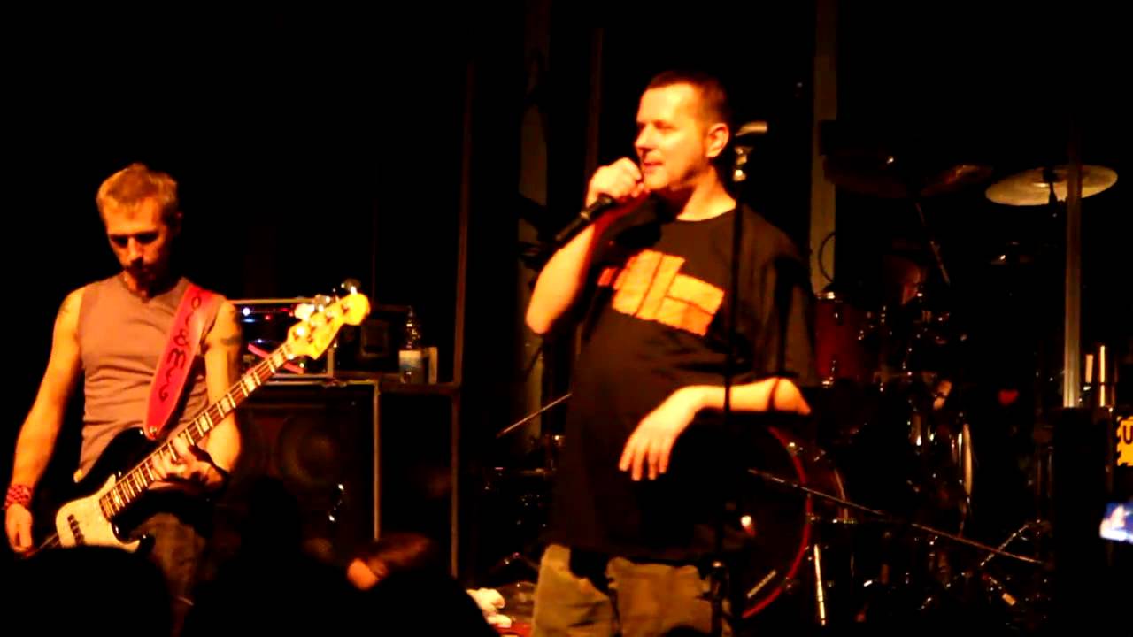 STRACHY NA LACHY - Dzień dobry kocham cię (Gdynia - Klub Ucho) [LIVE ...