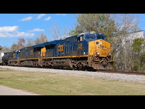 CSX L619 with MOW cars | Aberdeen, NC - YouTube