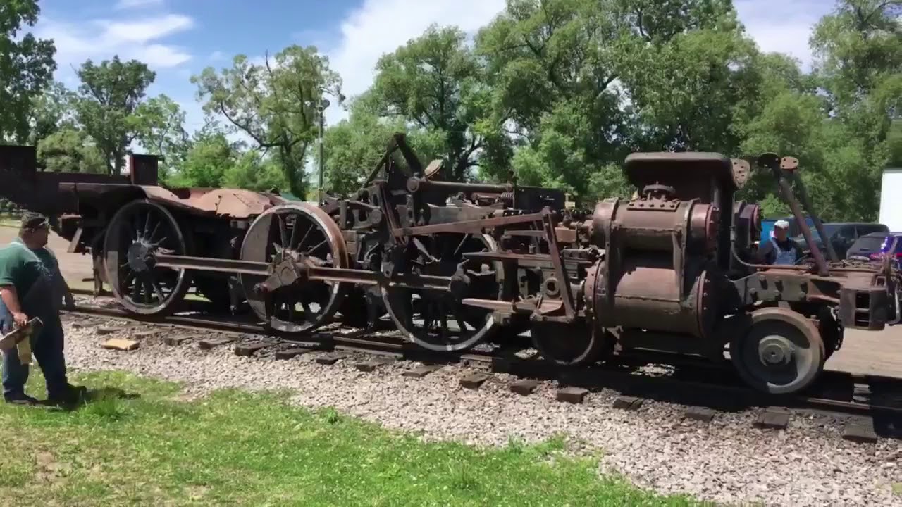 CNW 175 | Rolling Again - YouTube