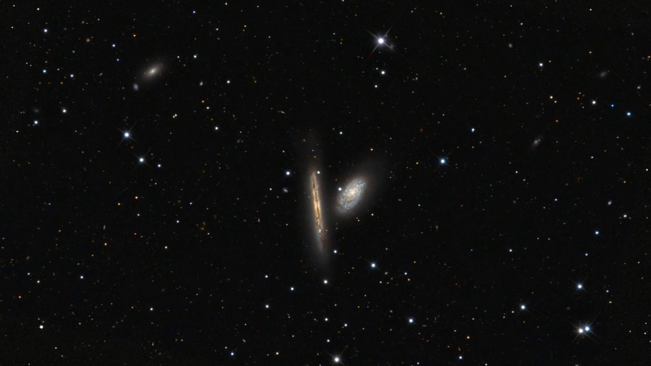 NASA's Hubble telescope celebrates 27 years with stunning photo of 2 ...