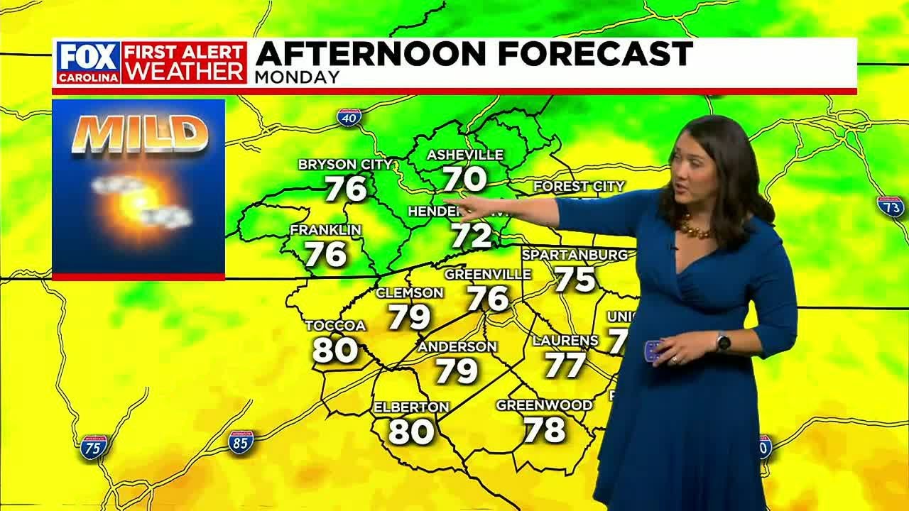 Chrissy's Sunday night forecast - YouTube