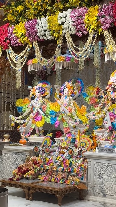 ISKCON (flower Holi ) - YouTube