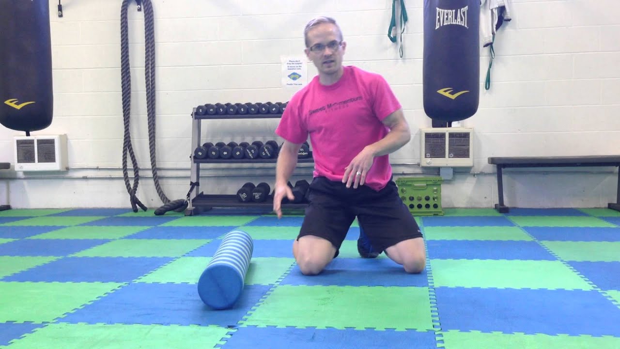 Foam rolling exercise for healthy hips and knees - YouTube