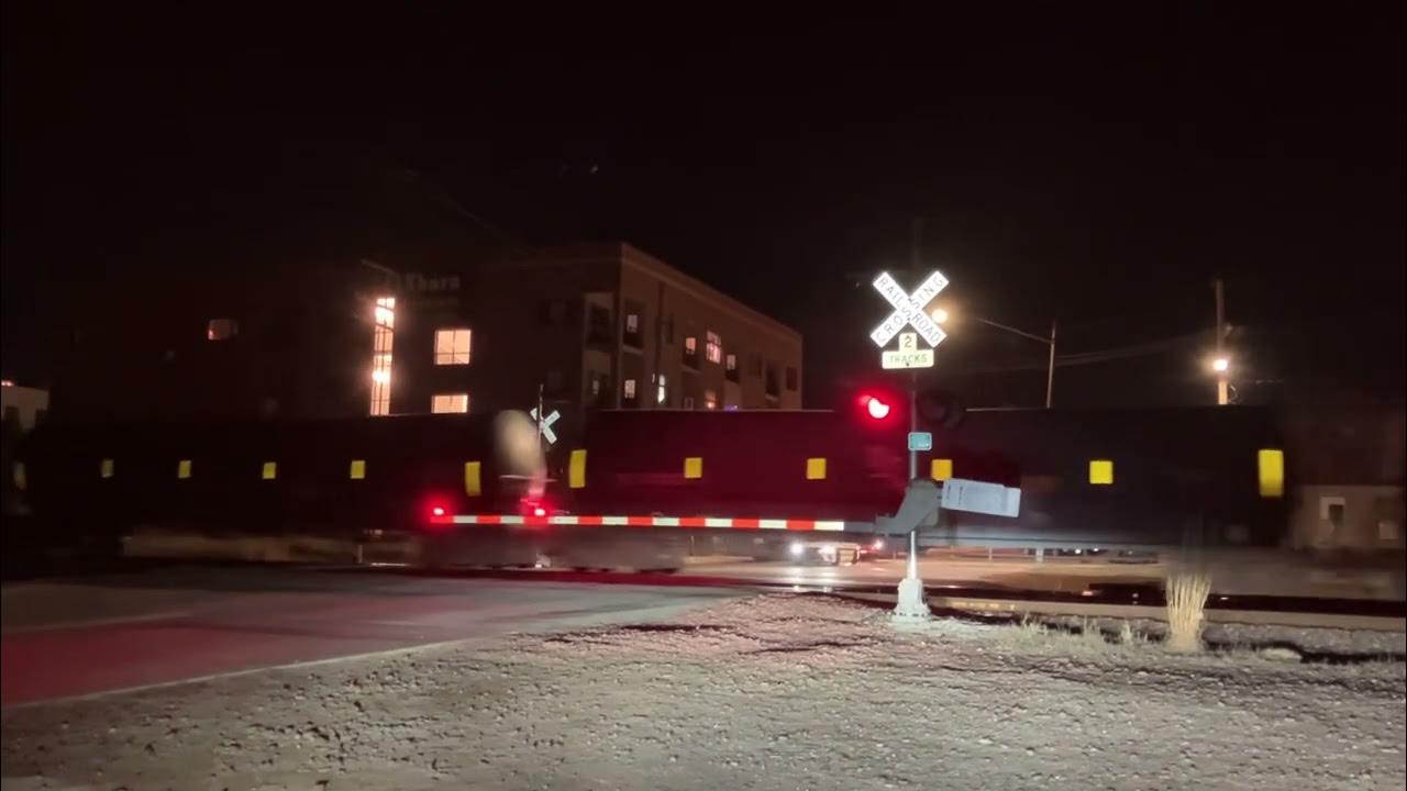 UP 9045 Oil Tanker Train West, Main St. Railroad Crossing, Elkhorn Omaha Nebraska - YouTube