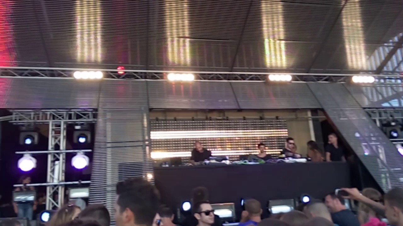 Chris Liebing Cacao Beach summer 2015 07 08 - YouTube
