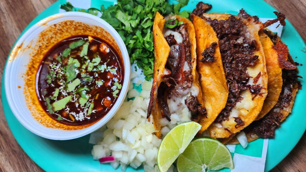 Birria Tacos & Taco El Pastor Burgers in Texas - YouTube