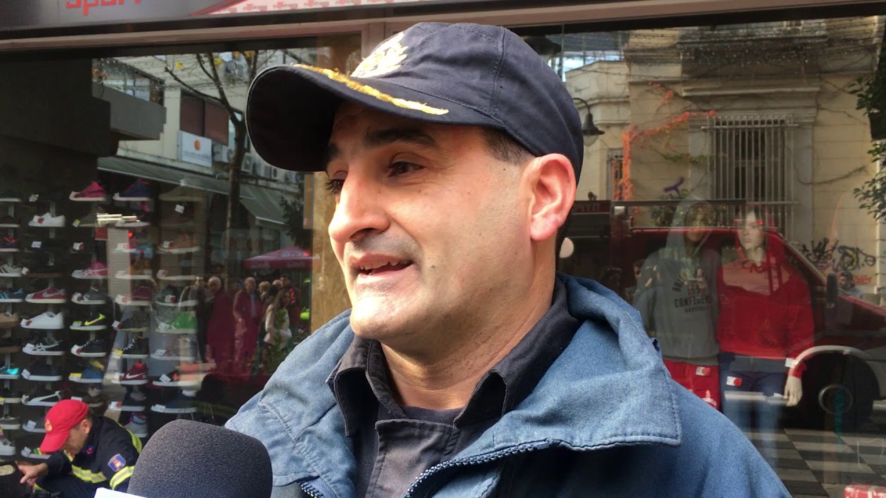 Ο διοικητης της Π.Υ. Αγρινίου Σ. Πετράκης για τη φωτιά σε εμπορικό ...