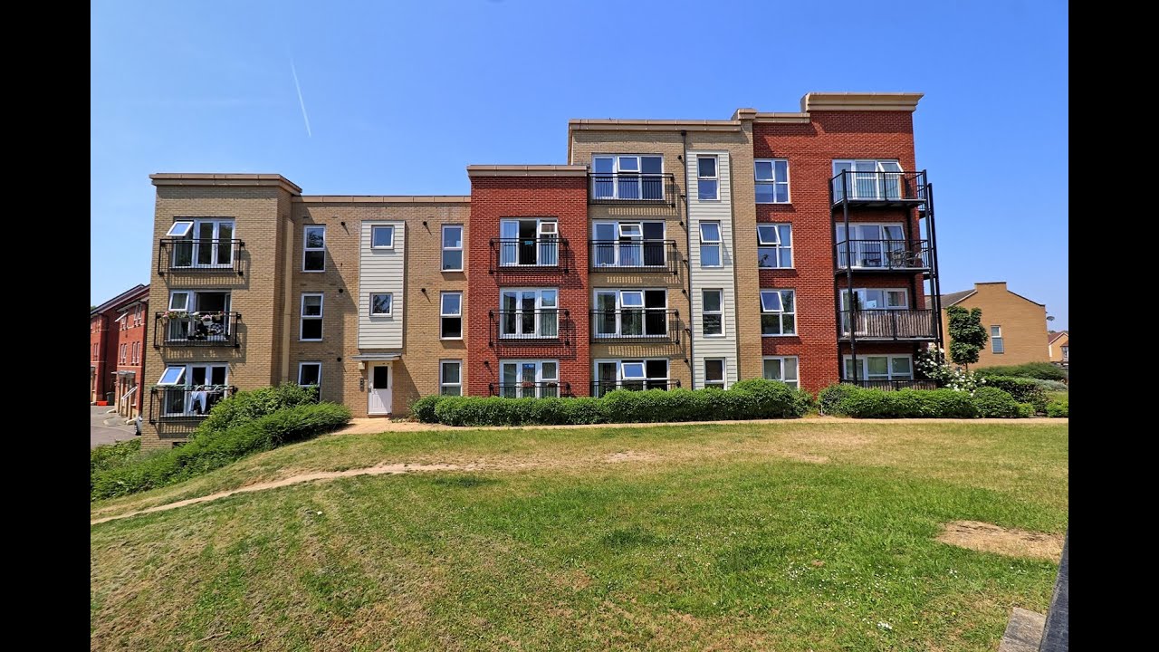 Broadhurst, Basildon Video Tour | Roger Bates Properties | The Estate ...