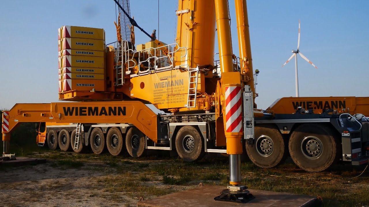 LIEBHERR LTM1750 Mobilkran XXL / Wechsel des Getriebes einer ...