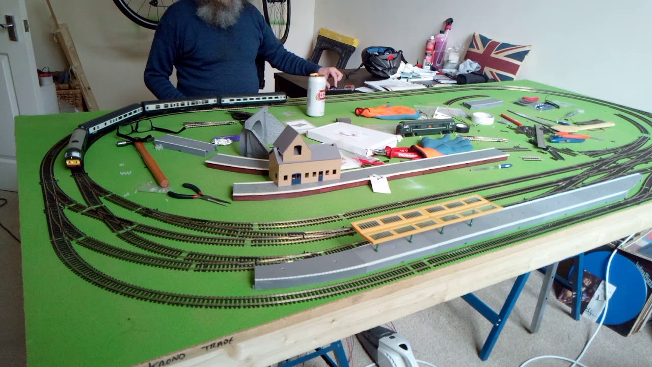 Lockdown Junction, My 2nd Train-set Part 27b How to Build a Model ...