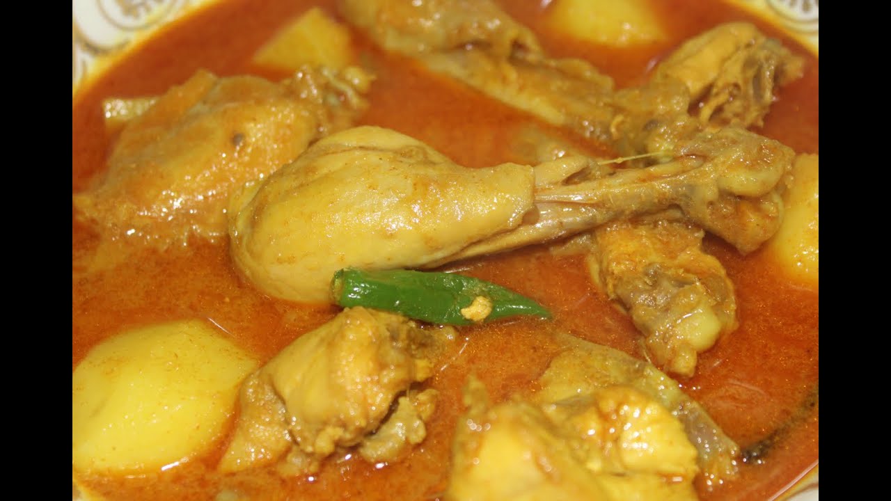 আলু দিয়ে দেশী মুরগি মাংসের ঝোল ll Bangladeshi chiken potato curry ll ...