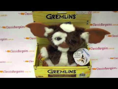 Gremlins Gizmo Singing and Dancing Plush - YouTube