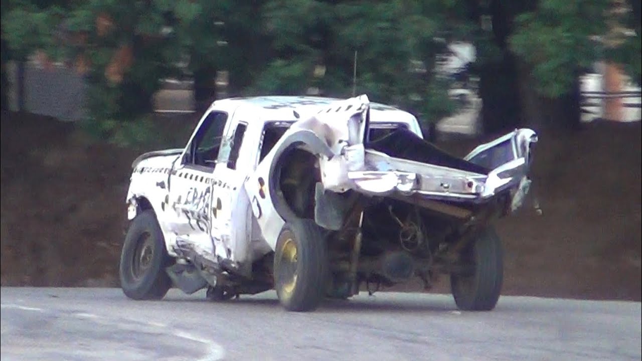 Car Wars Destruction Highlights @Beech Ridge 08/19/2016 - YouTube