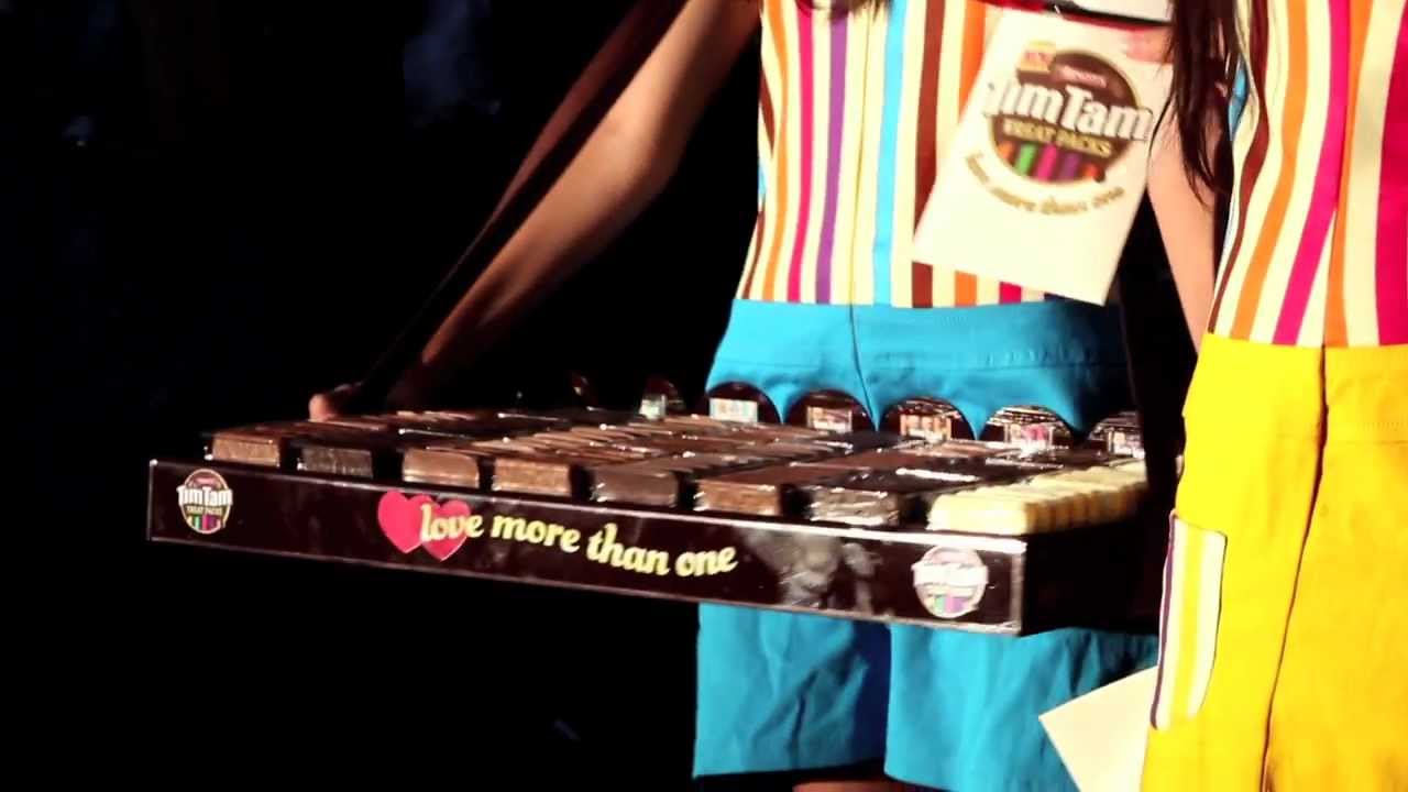 The Tim Tam Love More Bus Arrives In Sydney - YouTube