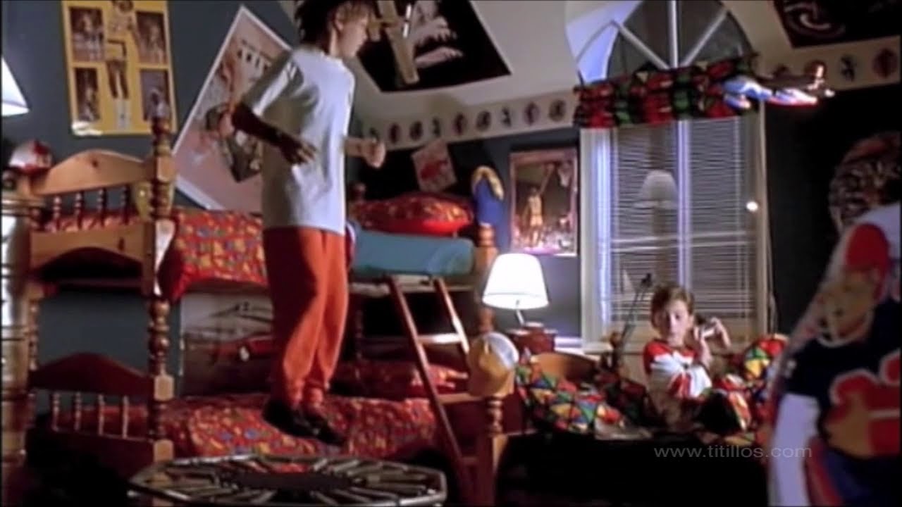 Rocky quiere a Emily (Tres pequeños Ninjas 1992) - YouTube