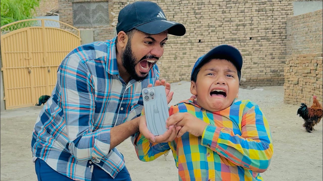 Ali ny 15 pro max tor deya 😳 || Anas bhai se bht mar pari Ali ko 😭 || prank with Anas bhai 😳 ...