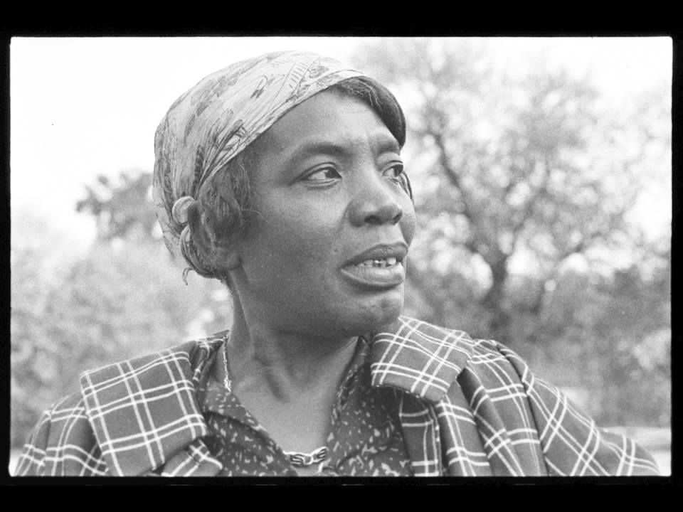 Bessie Jones: Diamond Joe (1961) - YouTube