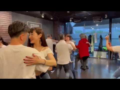 Osaka Zouk Challenge @studio1000 @Brooklyn by Val先生 Volume.2 - YouTube