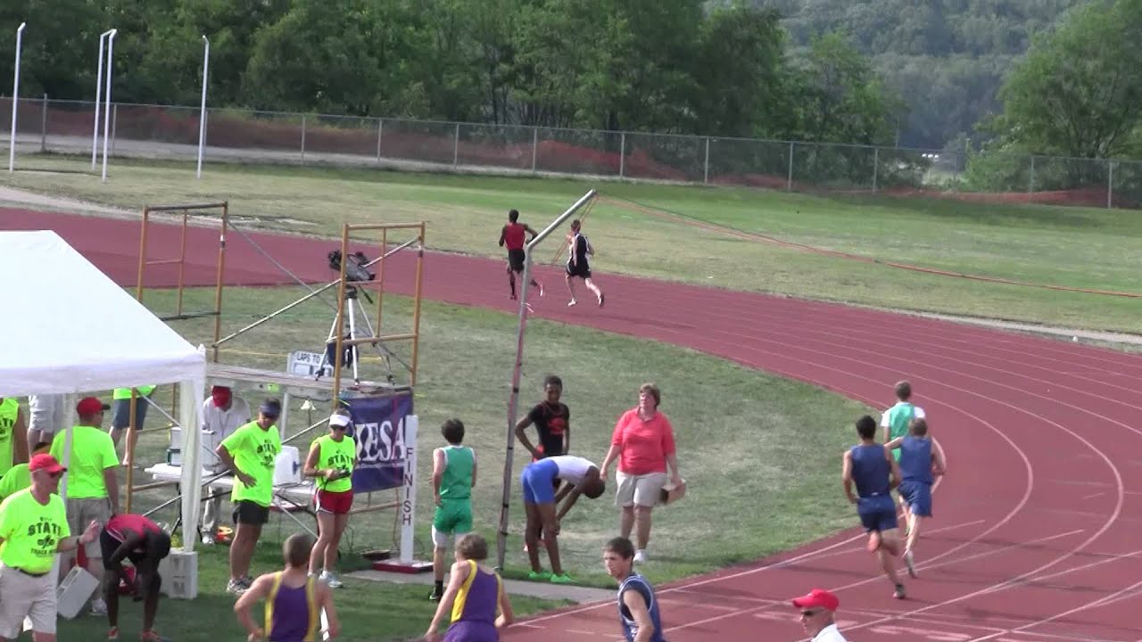 2012 Marlowe 8th Grade Boys IESA State Track & Field 4x400M - YouTube
