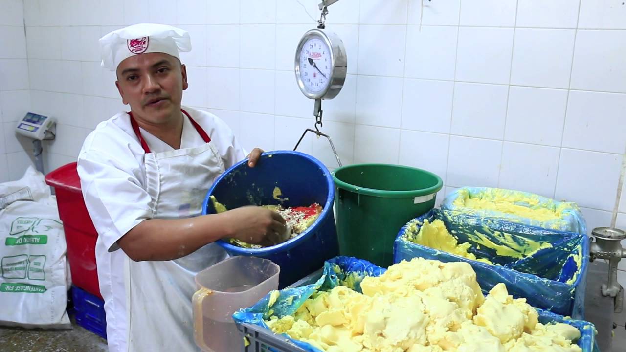 ¿Ya conoce el roscón resobado? Vea esta delicia - YouTube