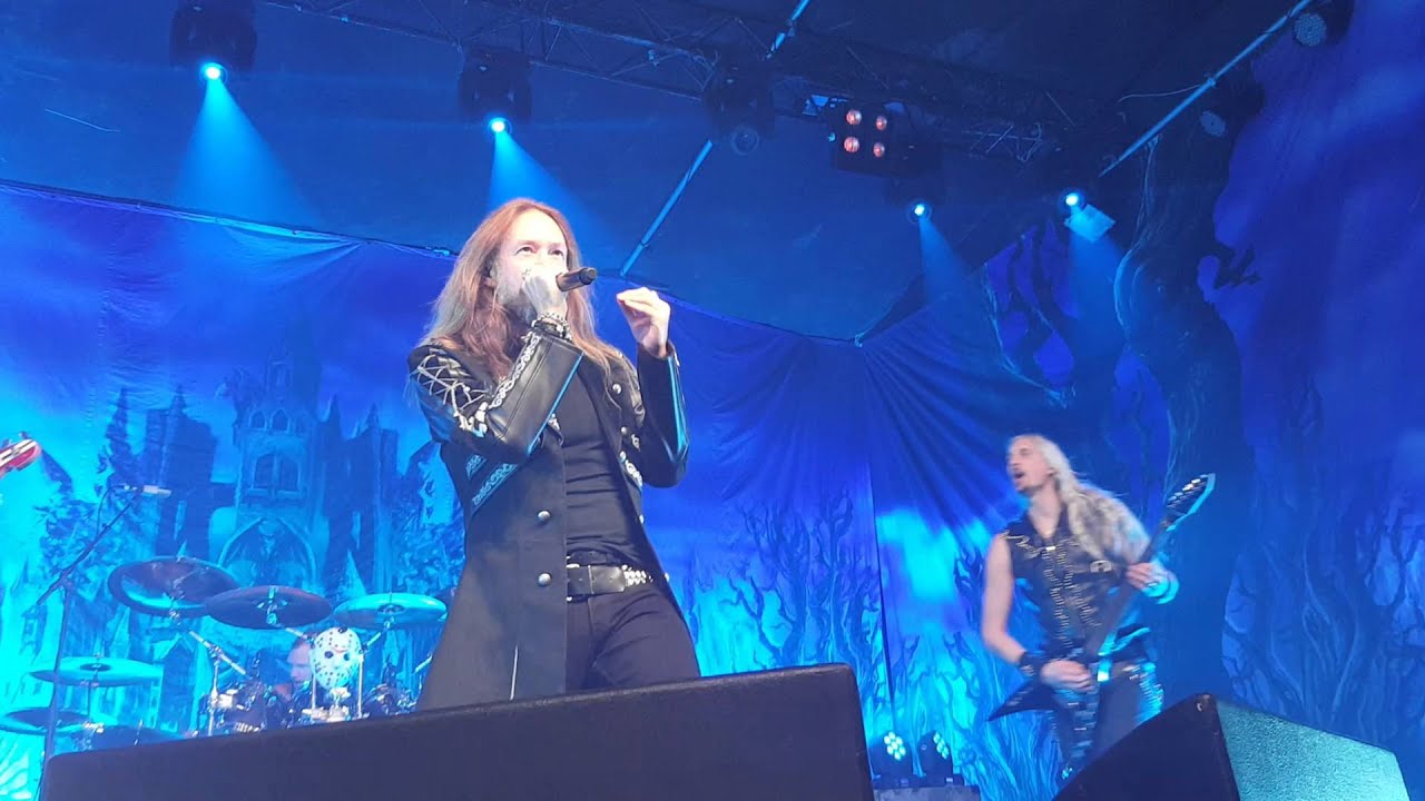 Hammerfall - Hector's hymn LIVE - YouTube