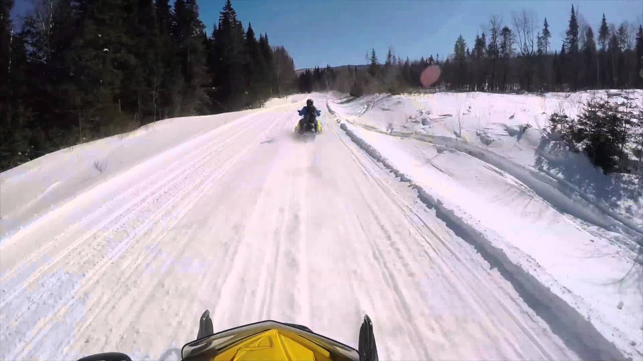 snowmobiling in Pittsburgh, NH - YouTube