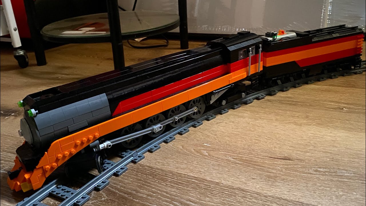 Lego Southern Pacific 4449 Daylight in action! - YouTube