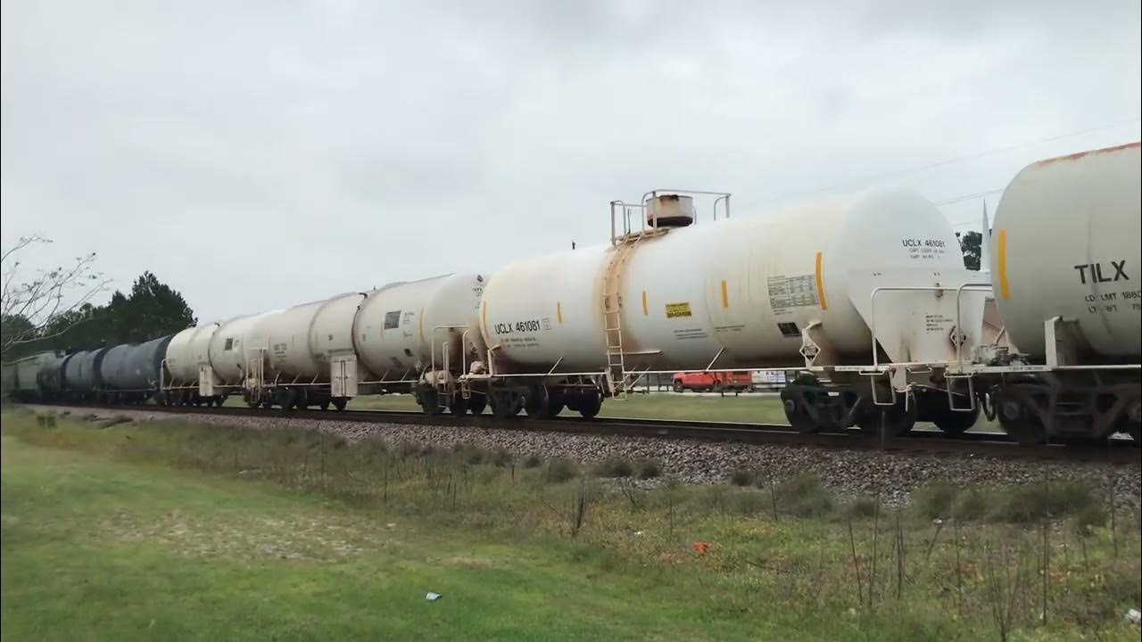UP 7760 With NS Power Leads Manifest Magnolia,Tx - YouTube