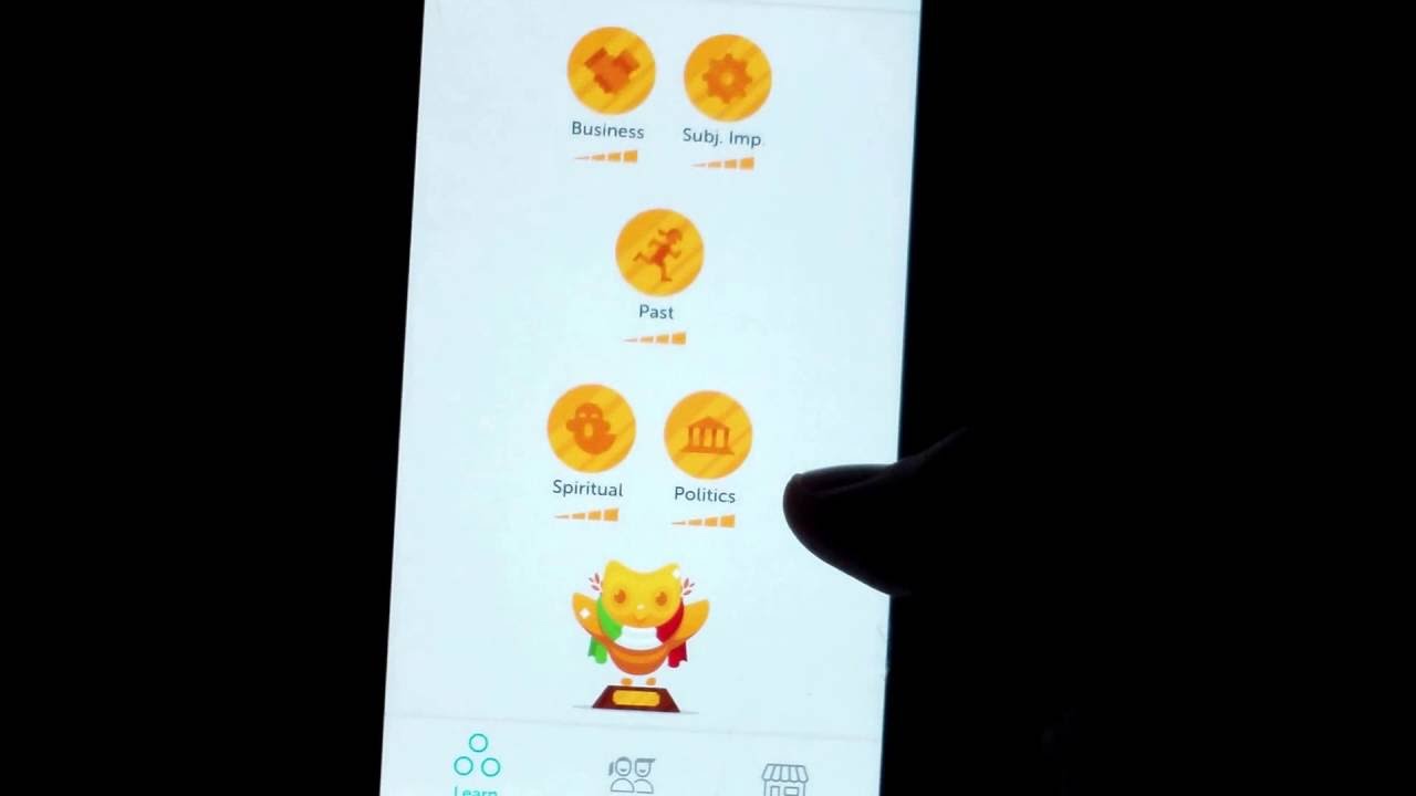 Got the golden owl in Italian in Duolingo! - YouTube