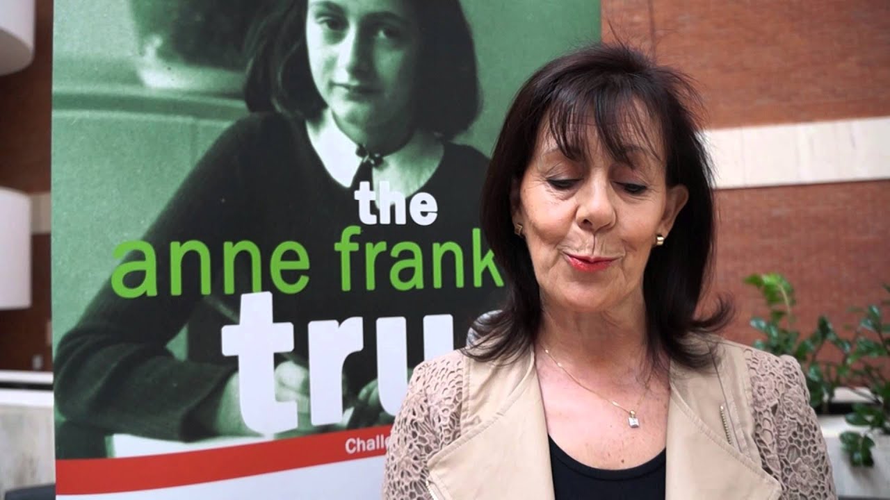 #notsilent Liz Kogan reads from Anne Frank's Diary - YouTube