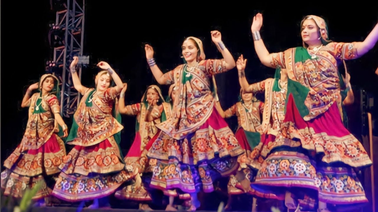 Navratri 🙏 garba dance ☝️video/2023 - YouTube