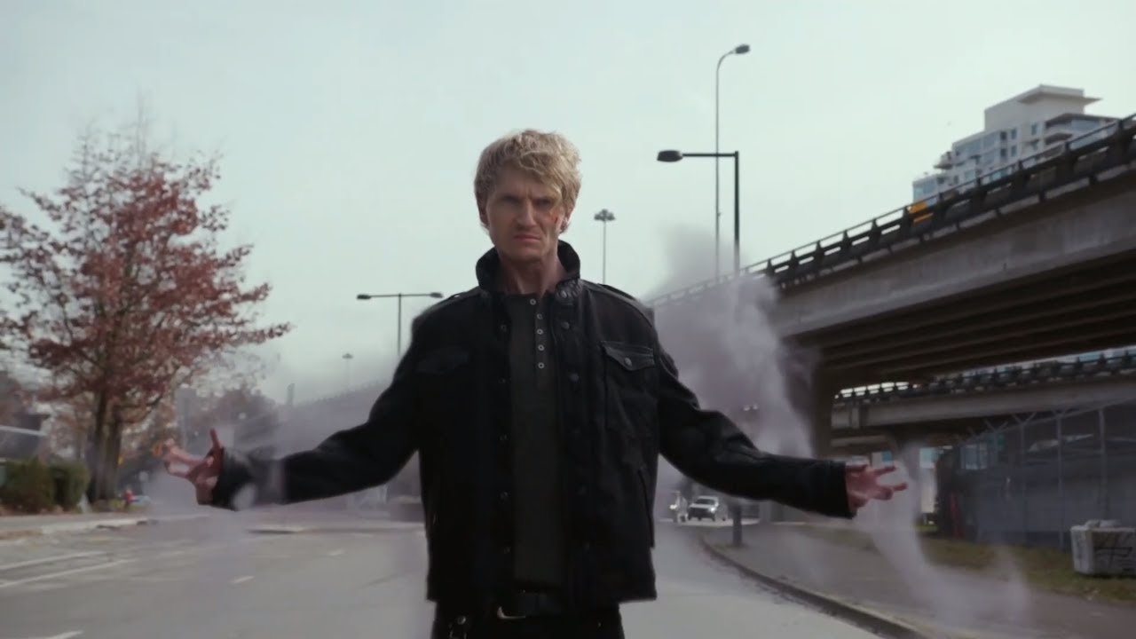 Barry vs. Clyde Mardon - The Flash ITA - YouTube