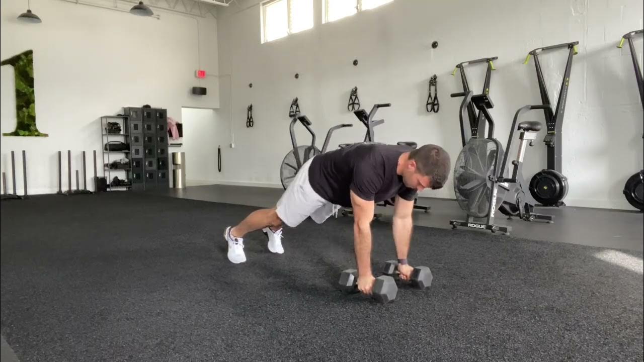 Dumbbell plank row - YouTube
