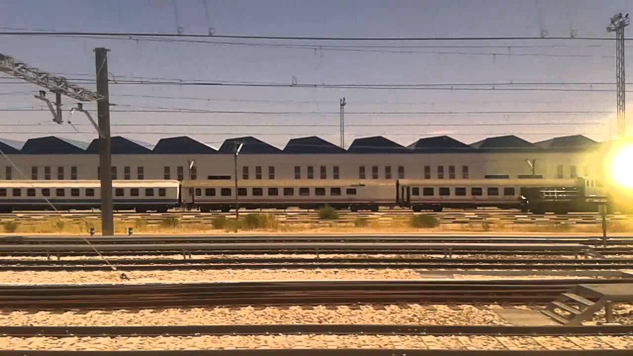 Renfe Cercanías Madrid C4 de Chamartín a Fuencarral - YouTube