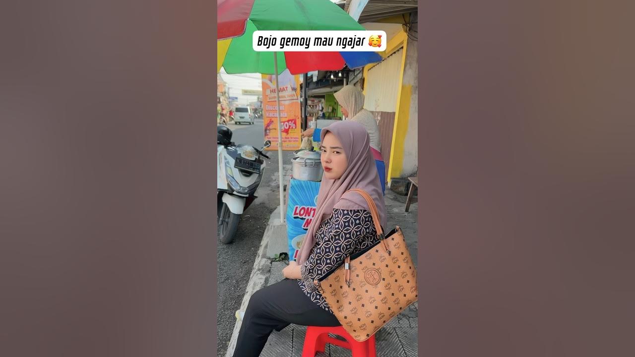 Ukhtie gemoy semangat - YouTube