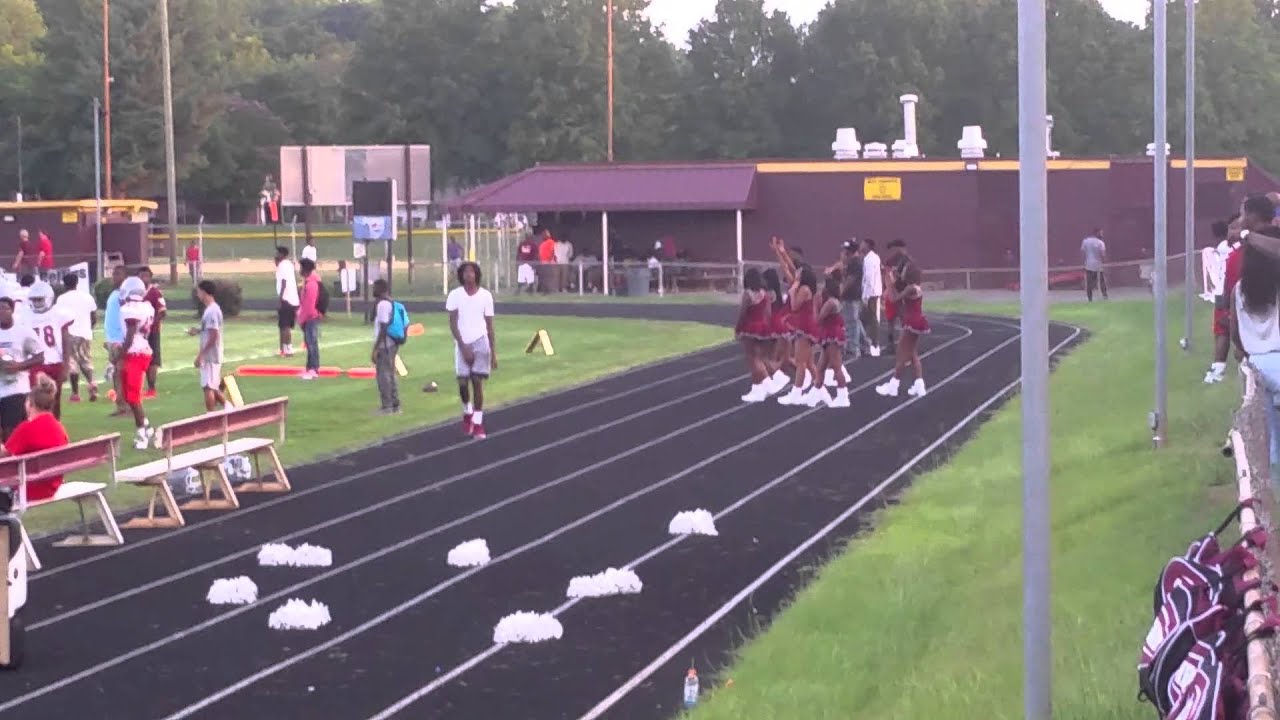West Meck Junior Varsity Cheerleader - YouTube