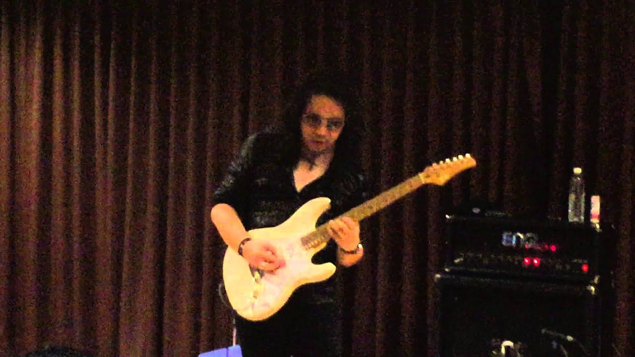 Kelly SIMONZ－超絕吉他手養成講座 - YouTube