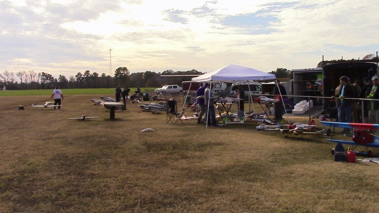 "Redneck Planes" Episode 44 Fayetteville Warbird Event 2016 - YouTube