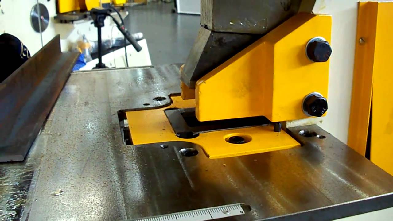GEKA 110A Notching Angle - YouTube