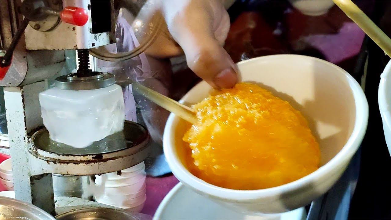 Amazing Unusual Skill of making ice gola | Best crushed ice lollypop ...