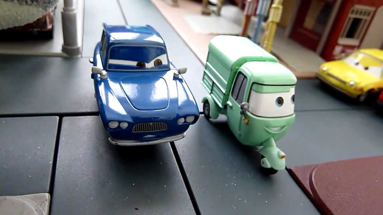 Shark Reviews Tomber and Ape Disney Pack (Cars 2) - YouTube