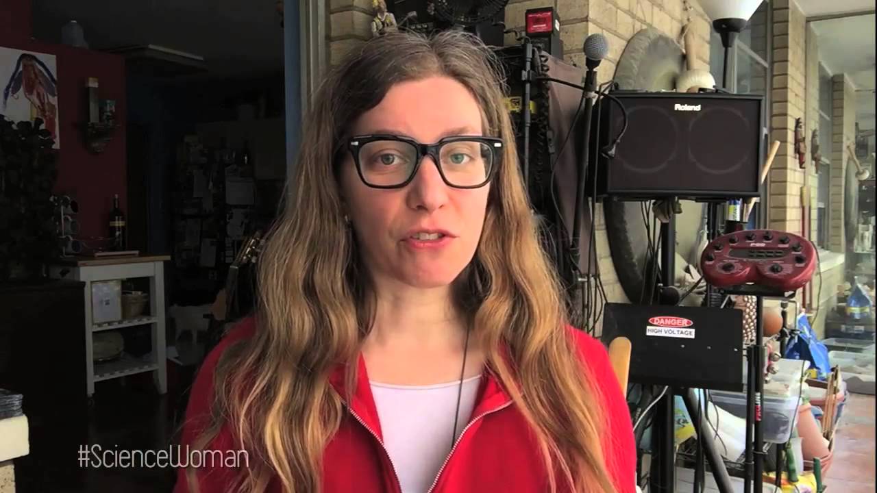 Mindy Weisberger - #ScienceWoman - YouTube