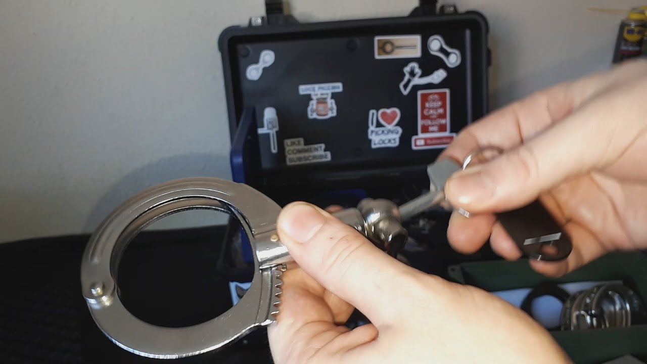 🇨🇳 ANHUA HC-01 Chinese Police Handcuffs (Still high security!) WWI ...